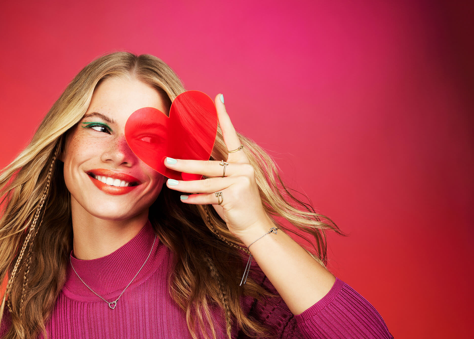 Valentine’s Gifts for Her - Heart Jewellery | H.Samuel