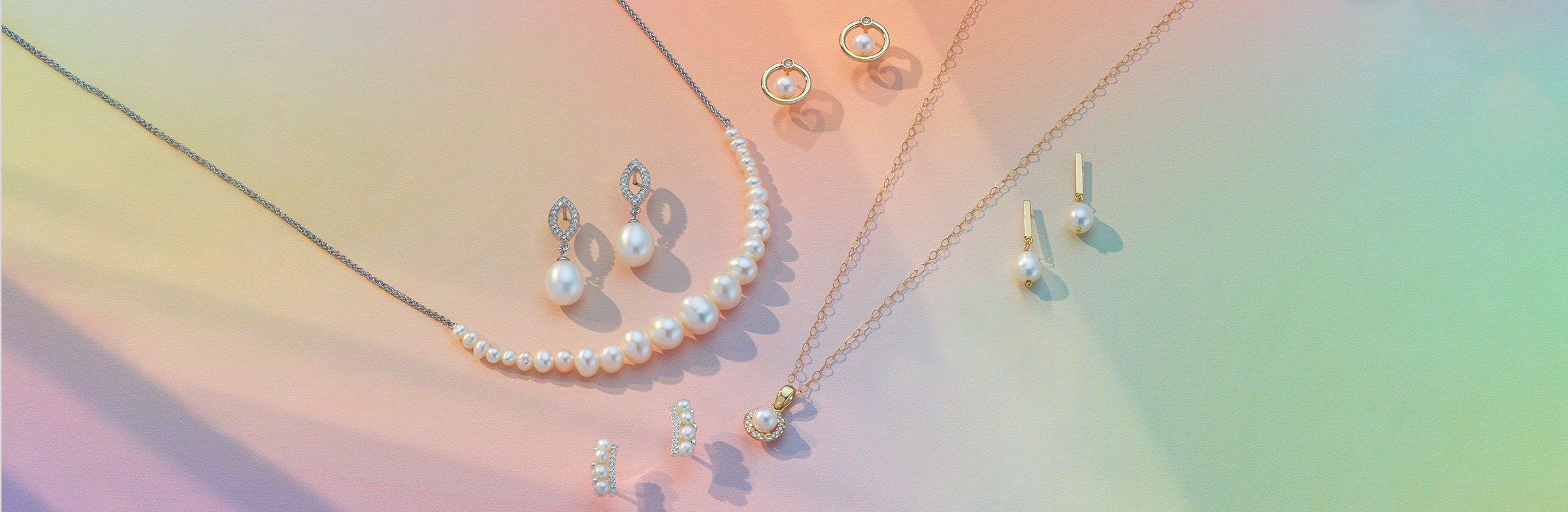 How to Style Pearl Jewellery | H.Samuel